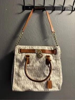 Michael Kors | Bags | Michael Kors Monogram Bag Comes With The Lock And ...